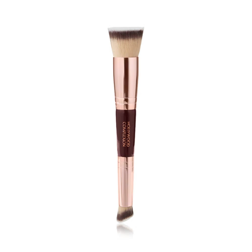Hollywood Complexion Brush | Charlotte Tilbury KSA